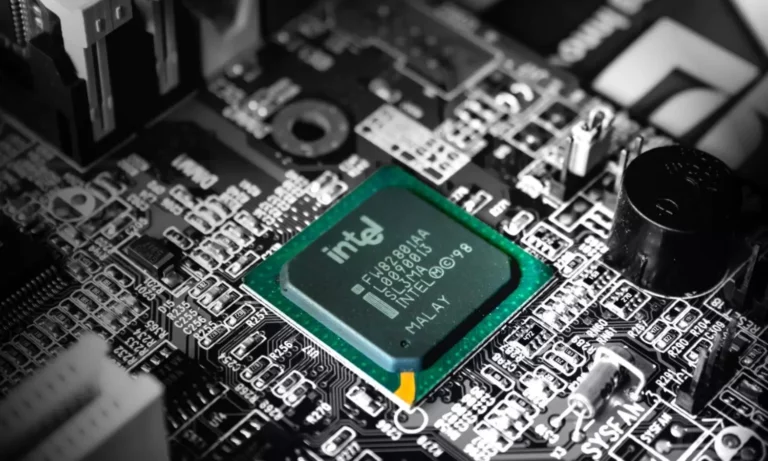 7 Key Technologies Driving OSAT Services in Semiconductor Packaging - techovedas