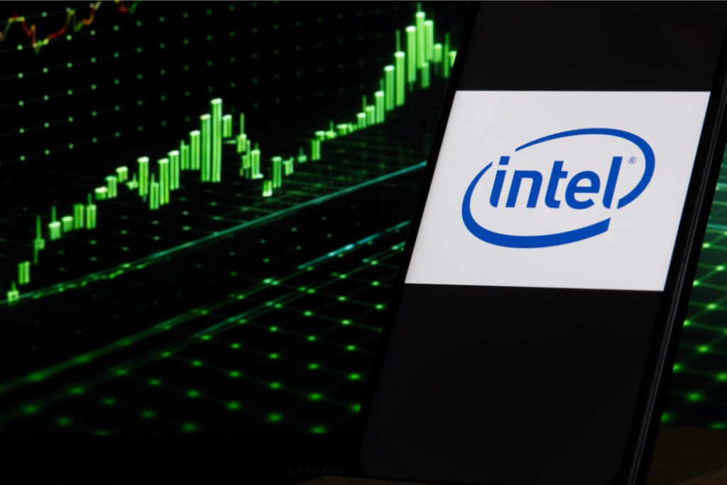 Intel vs. TSMC: Which Stock Is Better Positioned for 2026? - techovedas